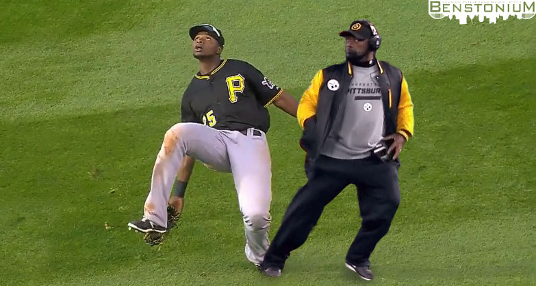 Anthony Rizzo and Justin Steele laugh at the Pirates. : r/baseball